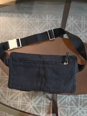 Guess | Bags | Vintage Guess Belt Bag | Poshmark